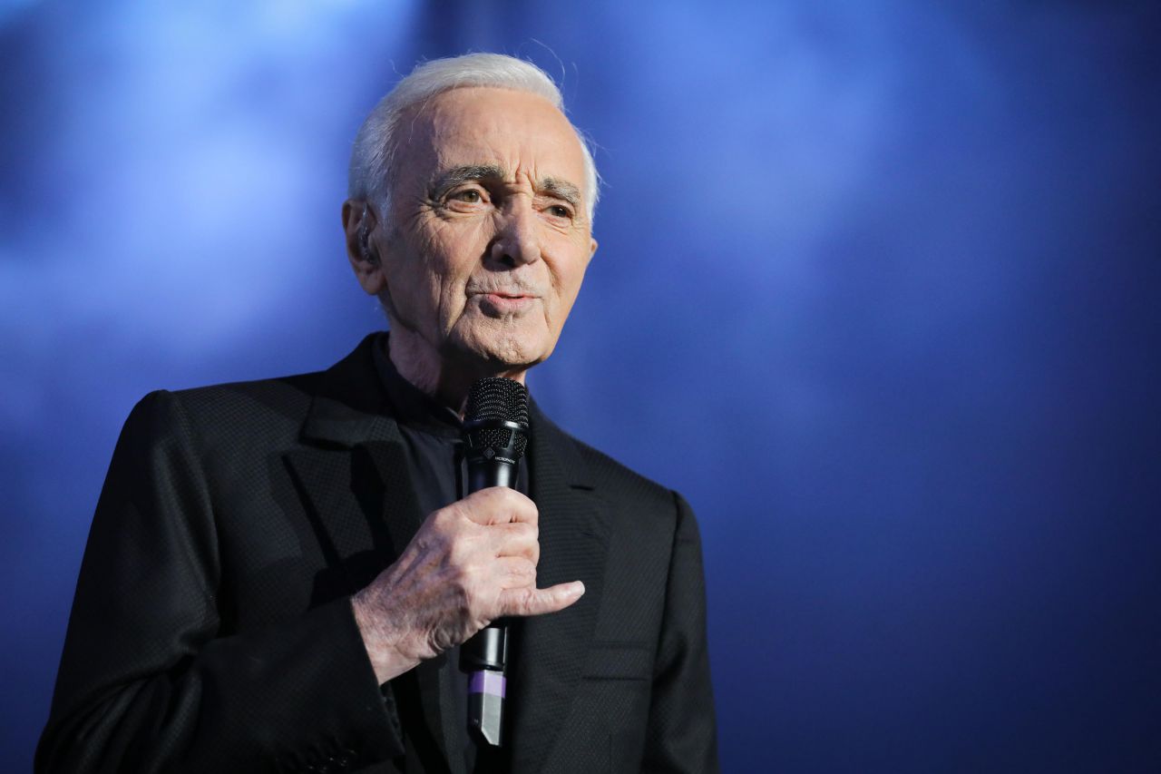 Concert à Paris : Charles Aznavour régale toujours - Le Parisien