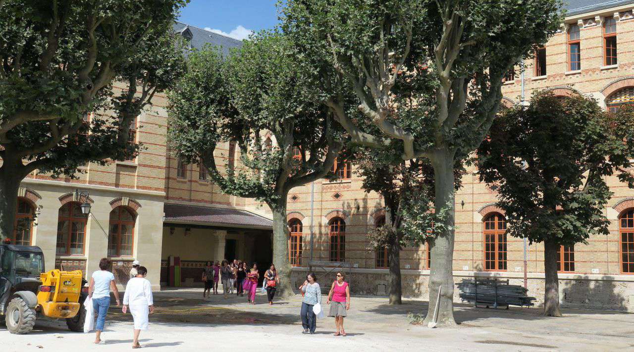 Le lycée Lakanal retrouve ses façades du XIXe siècle - Le Parisien