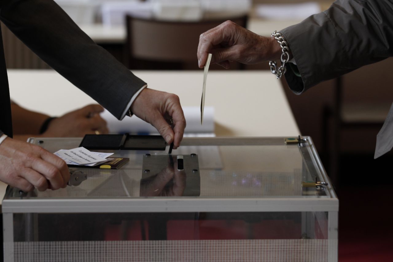 Faut-il rendre le vote obligatoire ? - Le Parisien