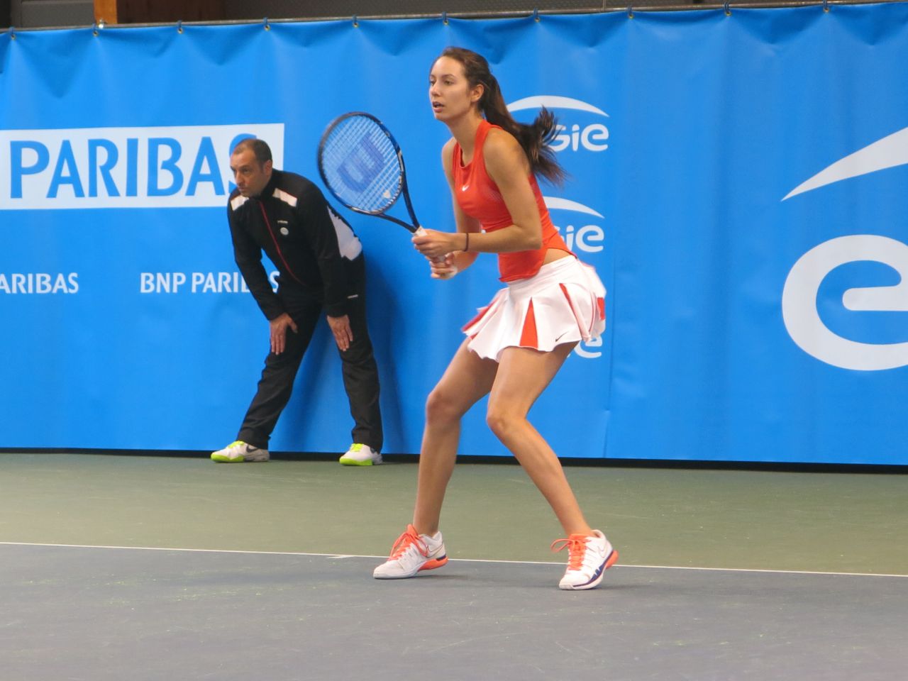 TENNIS : Océane Dodin signe la performance du jour face à Hantuchova ...