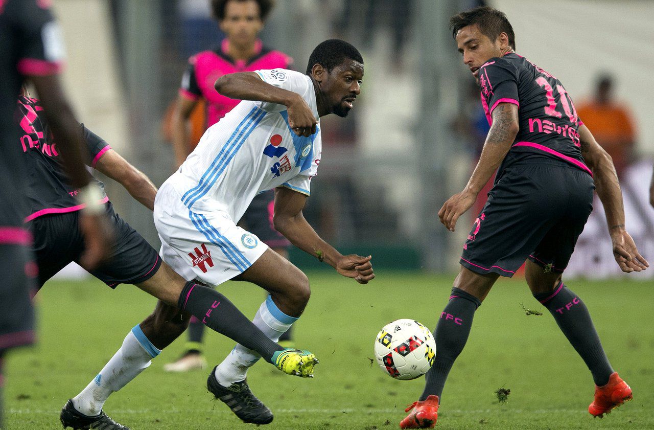 Abou Diaby prend sa retraite après une carrière plombée par les ...