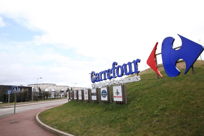 Carrefour mise sur le digital pour son recrutement - Le Parisien