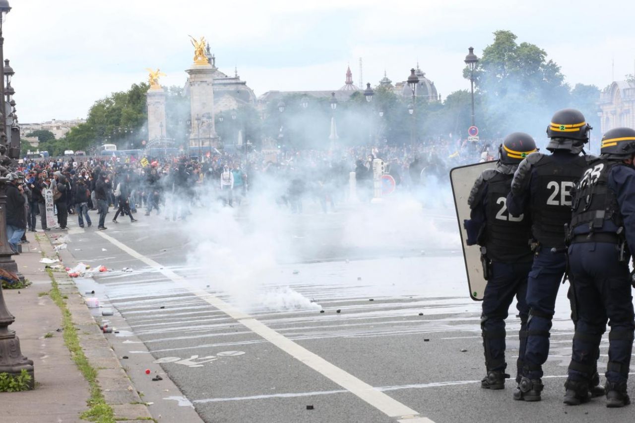 Loi Travail : 250 casseurs incarcérés depuis le début des ...