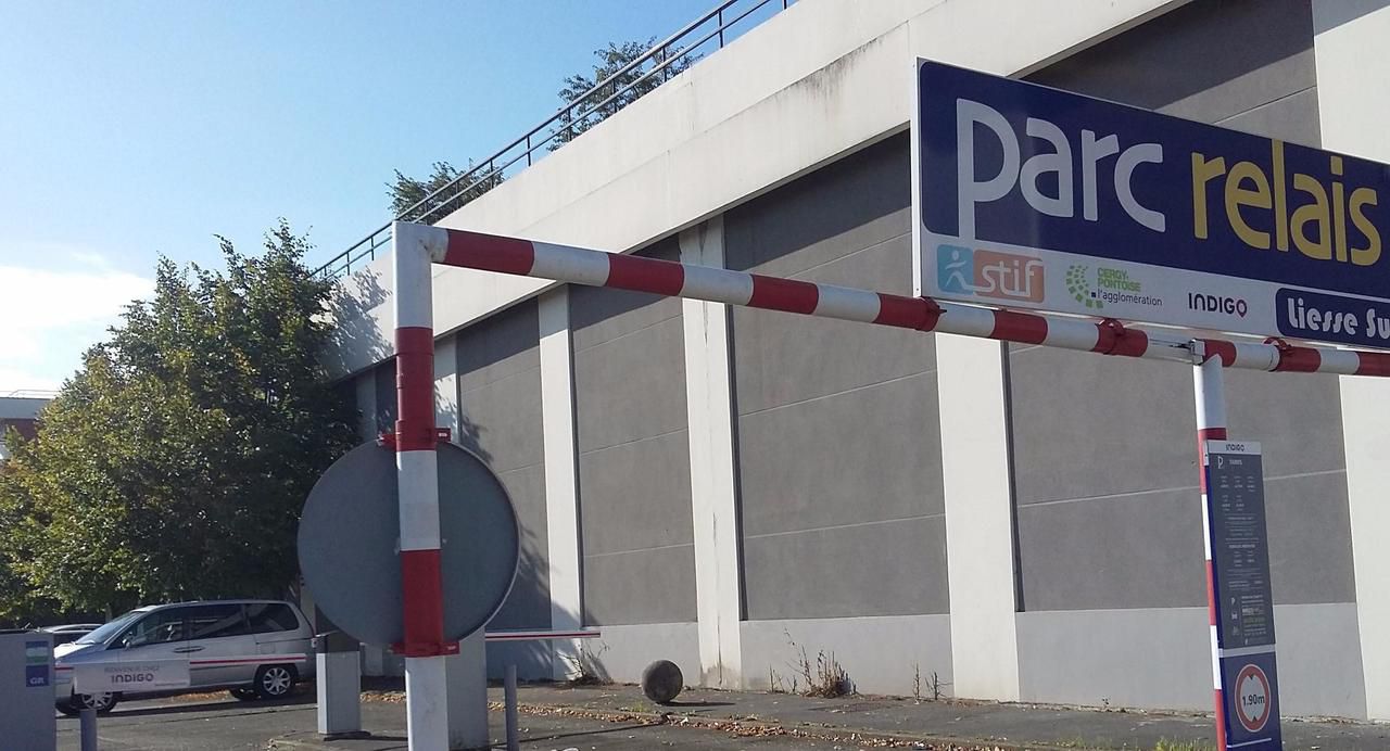 Parcs relais aux portes de Paris : des tarifs à négocier - Le Parisien