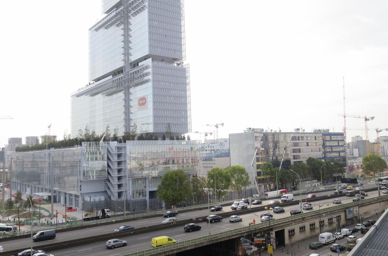 Paris : entrée du périph porte de Clichy, une étude indépendante ...