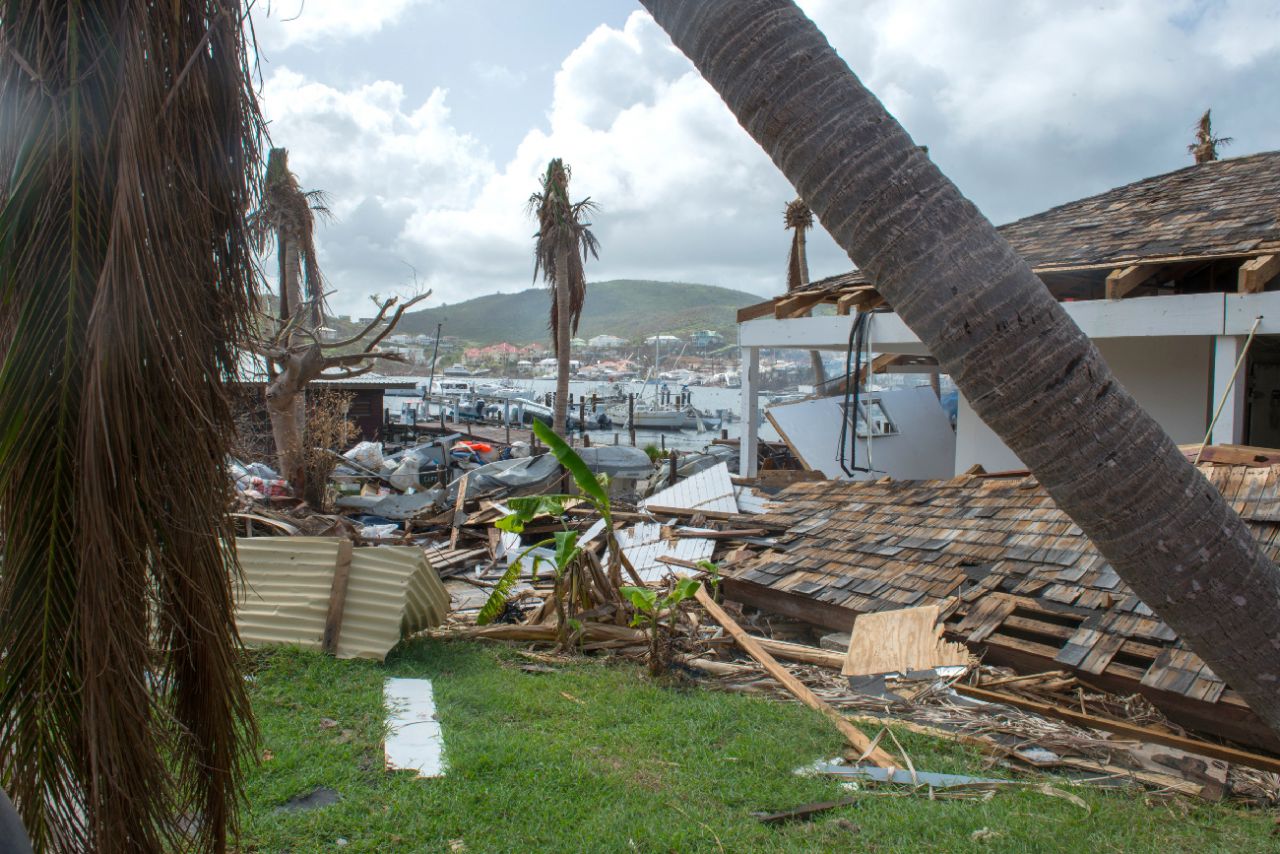 Ouragan Irma : l'électricité rétablie à Saint-Martin et Saint ...