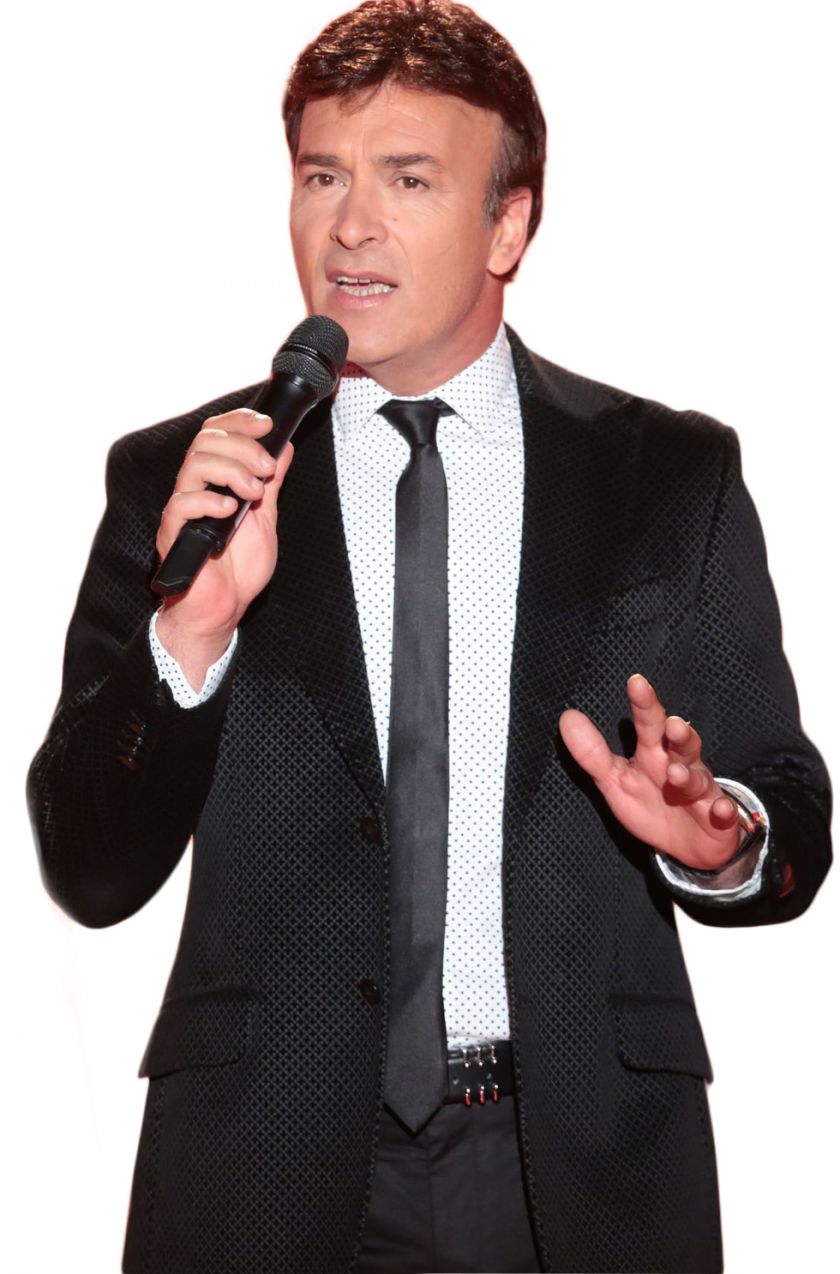 Tony Carreira en concert aux Mureaux - Le Parisien