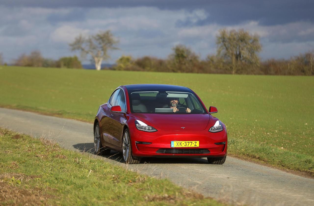Tesla : on a testé la Model 3, qui arrive (enfin) dans les concessions ...