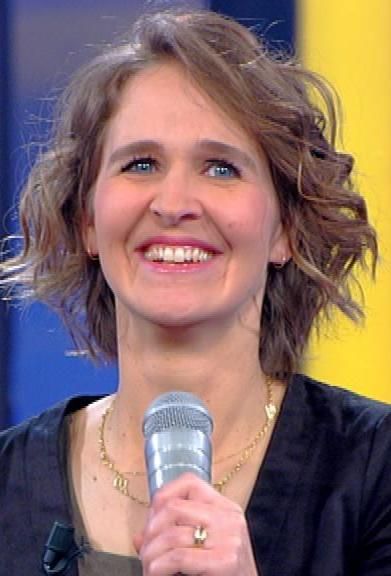 Violaine, championne des chansons - Le Parisien