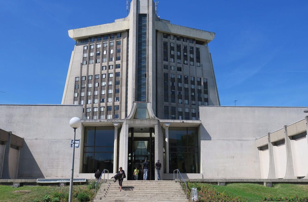 Créteil : le ministère de la Justice confirme la vacance d’un poste à l ...