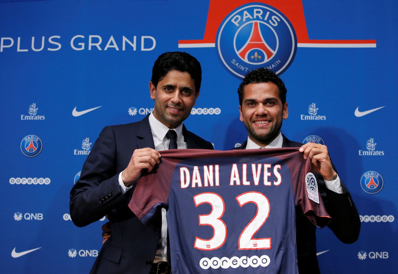 PSG. Daniel Alves : «Notre but ? Gagner la Ligue des champions» - Le ...