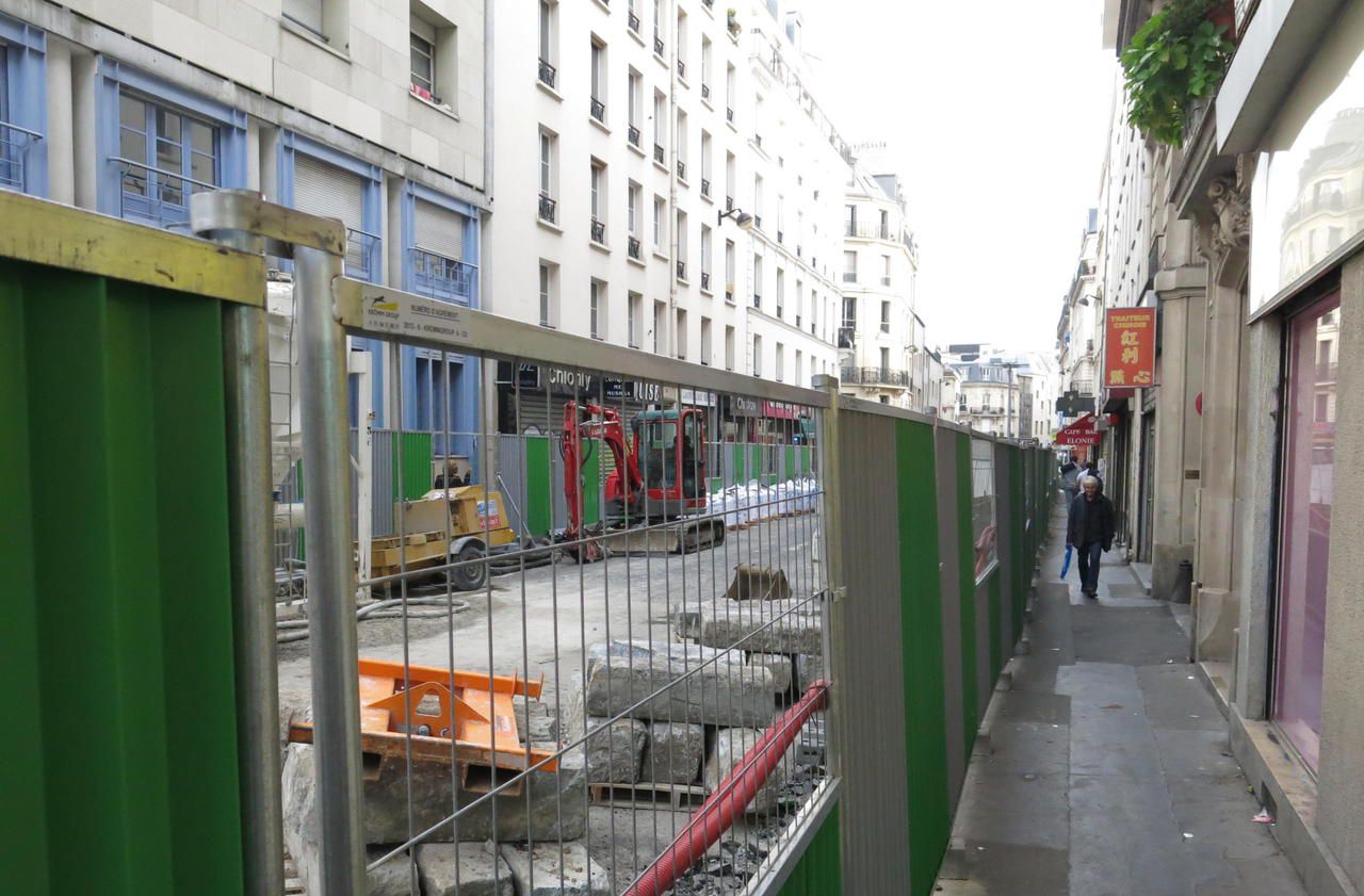 Paris : à Belleville, le chantier du métro s’étale et les commerçants ...