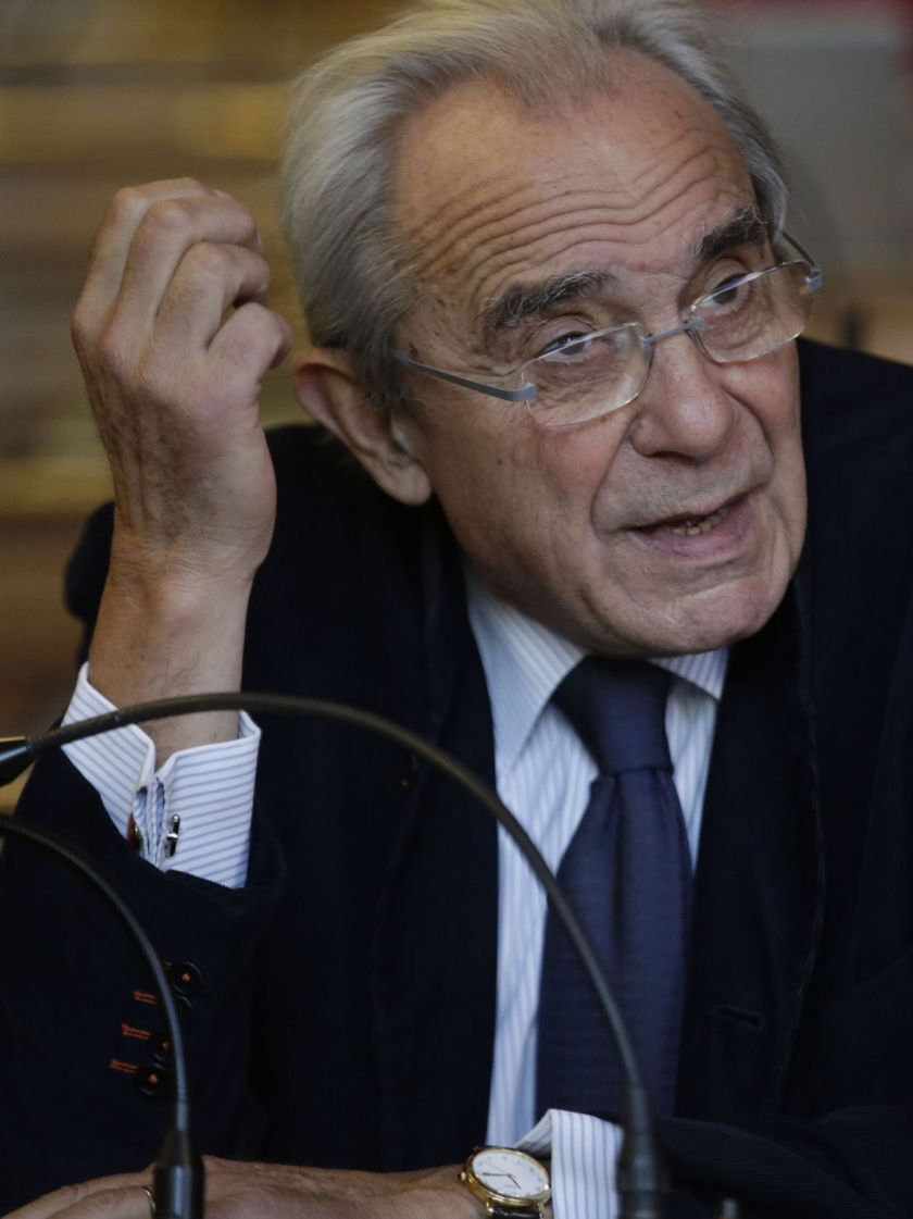 Conférence sur la fin de vie avec Bernard Debré - Le Parisien