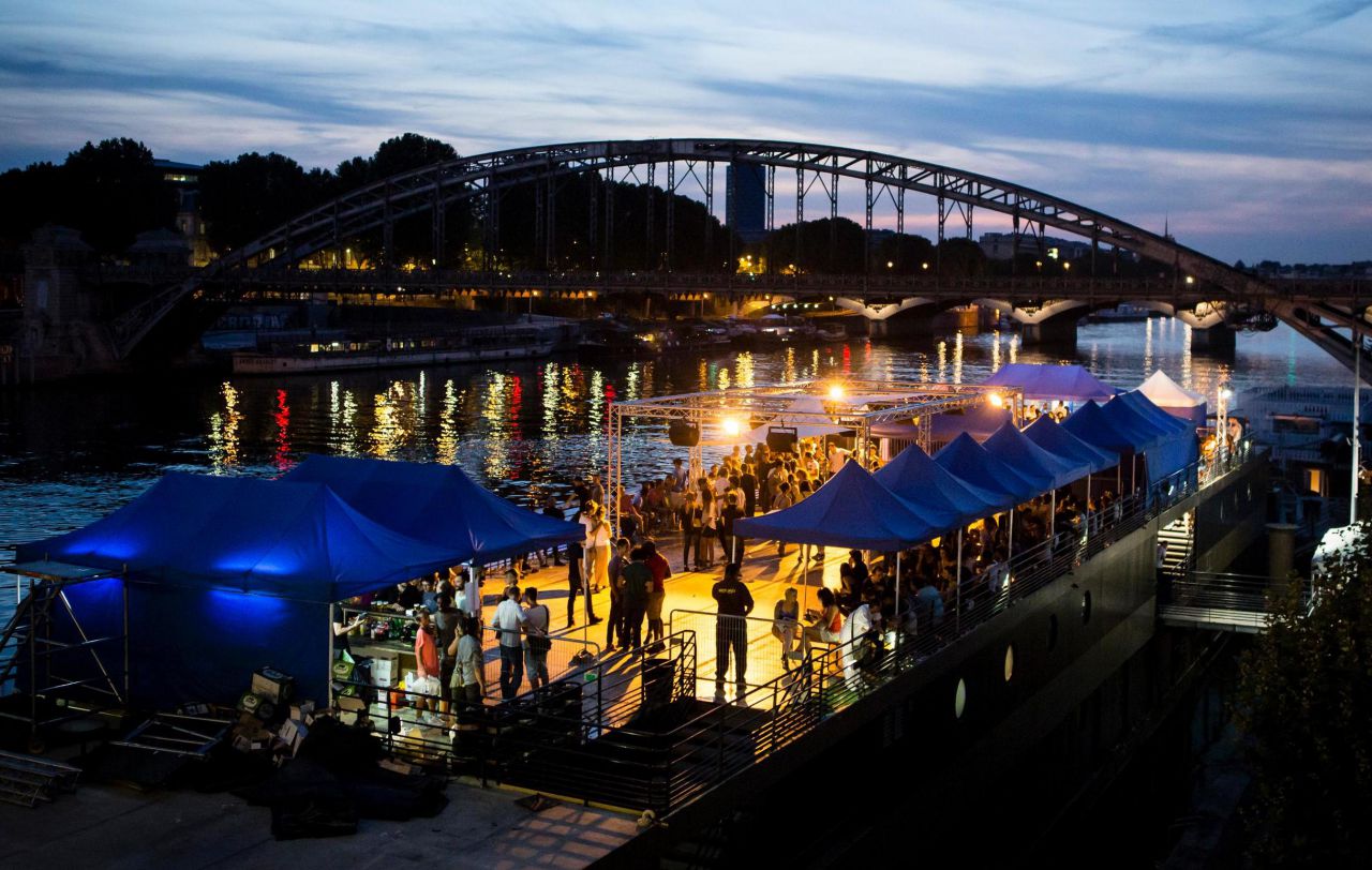 Paris : une boîte de nuit va ouvrir 28 heures d'affilée - Le Parisien