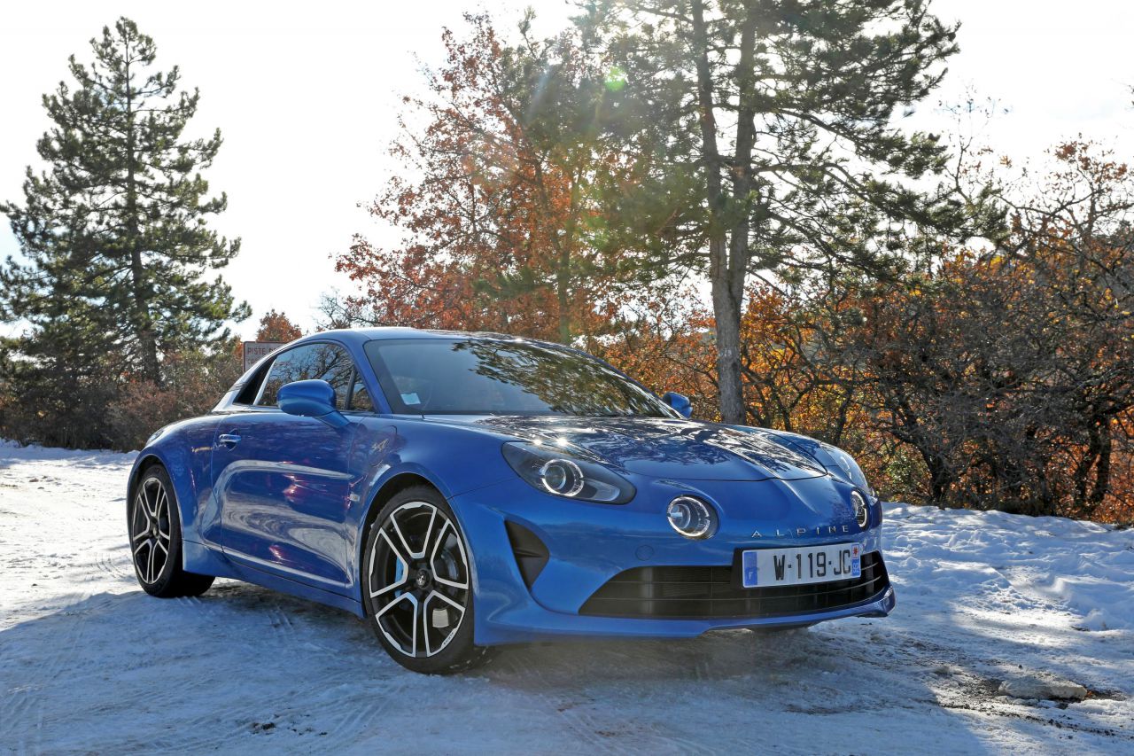 L'Alpine Renault fait son grand retour, nous l'avons essayée - Le Parisien