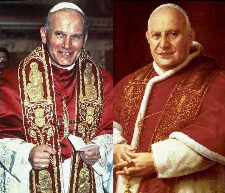 Les deux papes saints stars du Web - Le Parisien