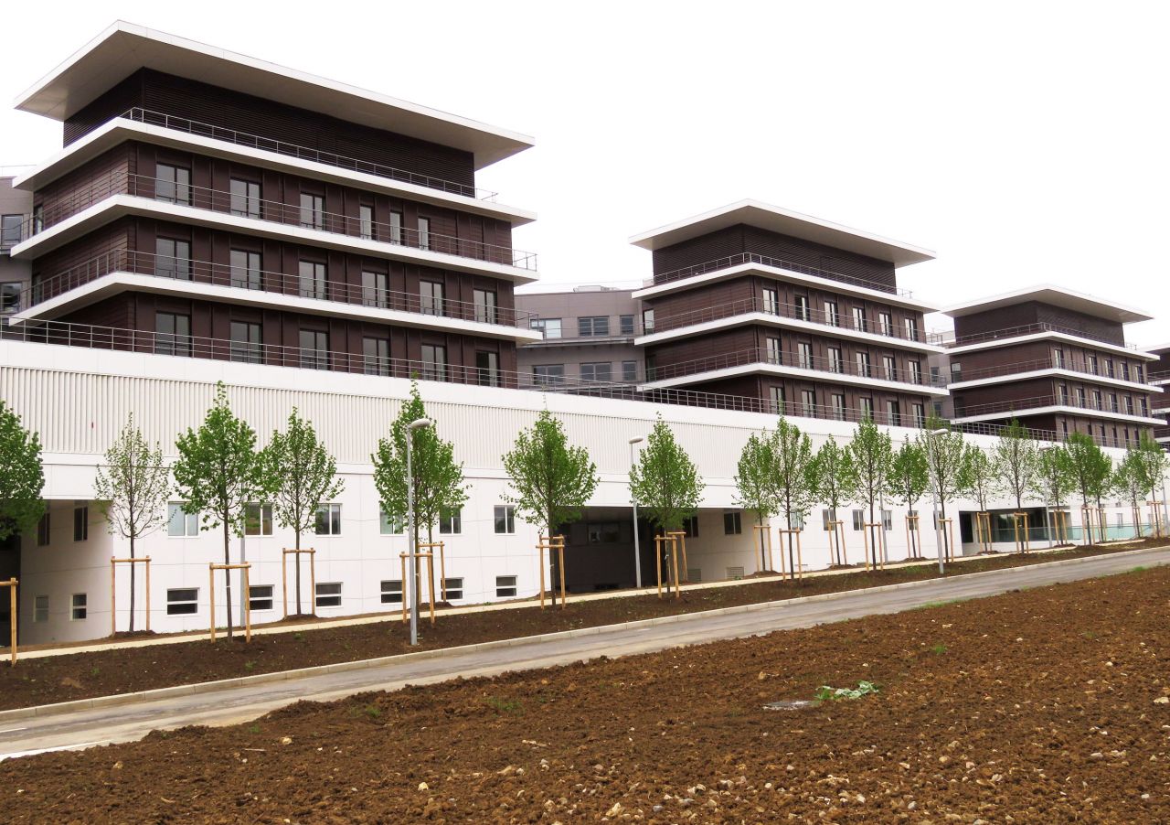 Deux jours pour découvrir le nouvel hôpital - Le Parisien