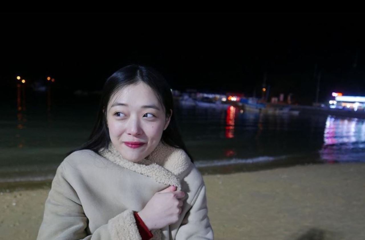 La star de la K-pop Sulli retrouvée morte chez elle - Le Parisien