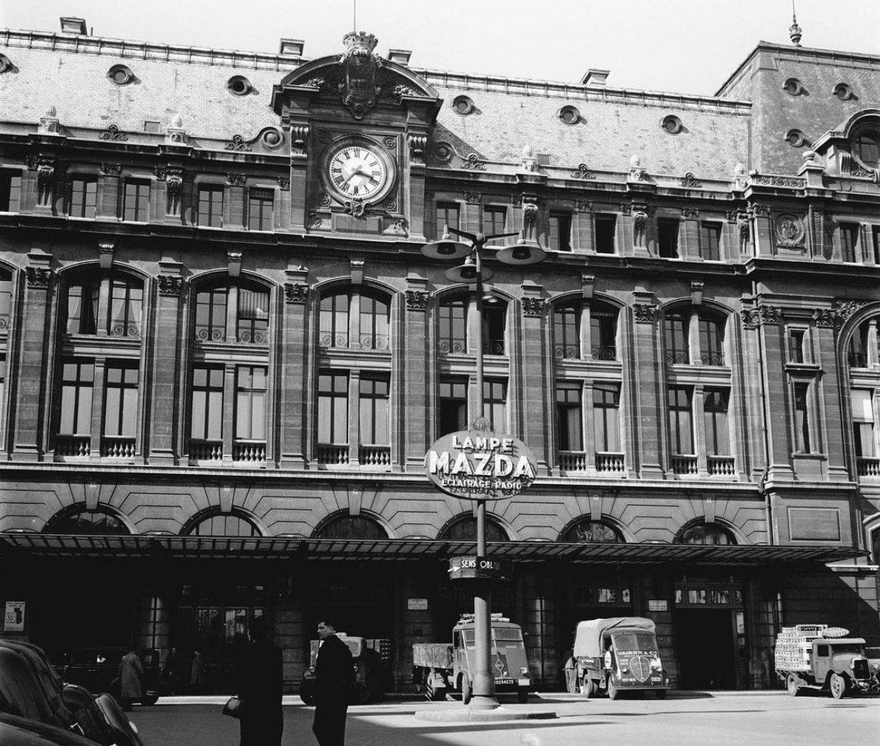 Les archives de la SNCF en libre service - Le Parisien