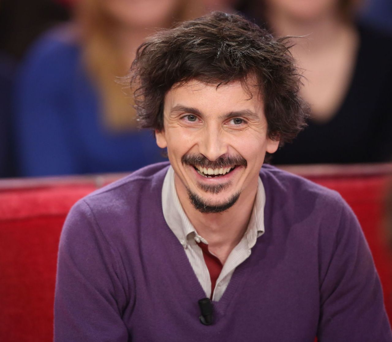 Il reste des places pour Arnaud Tsamere - Le Parisien