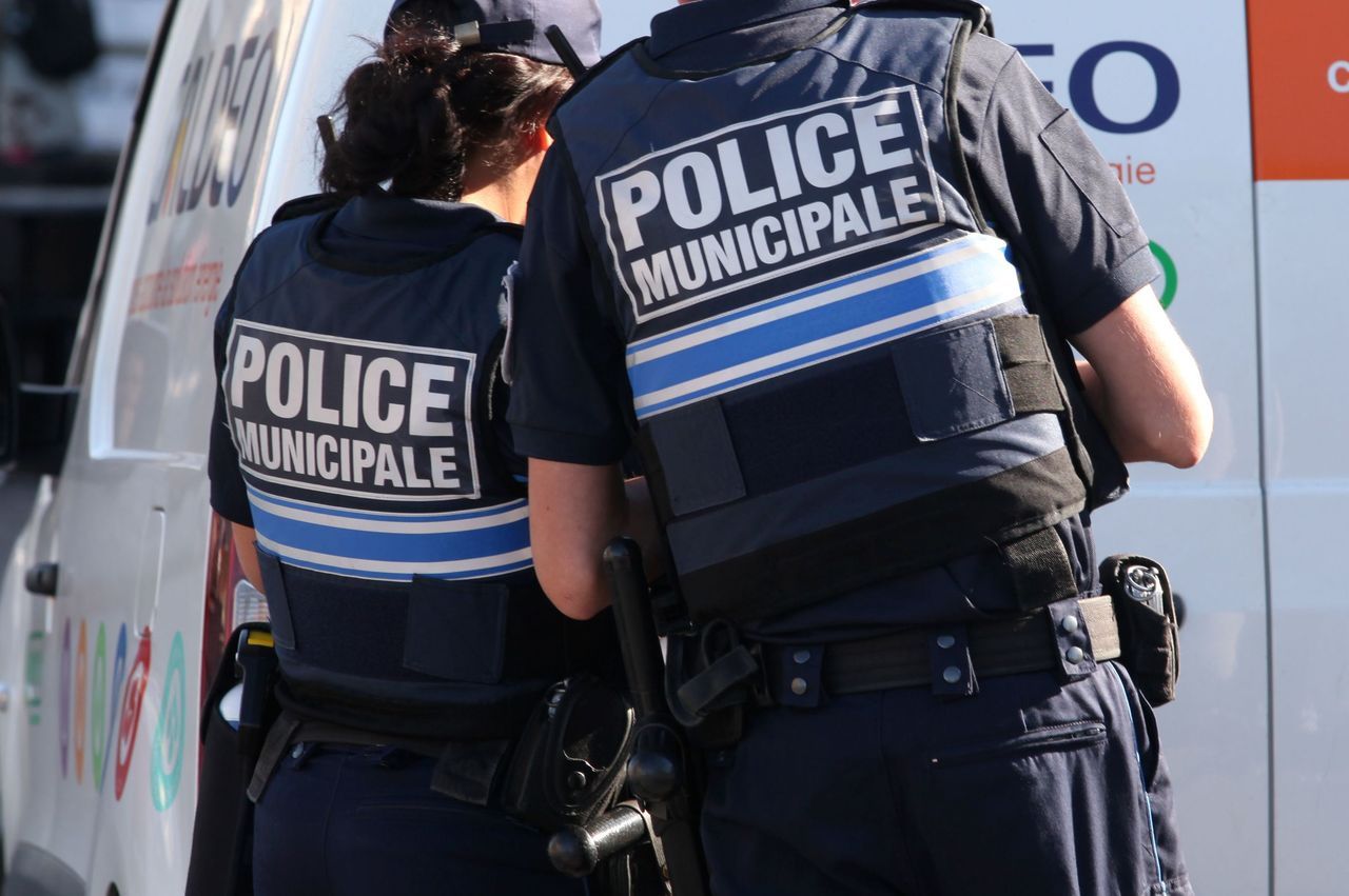 Massy arme les gradés de sa police municipale - Le Parisien