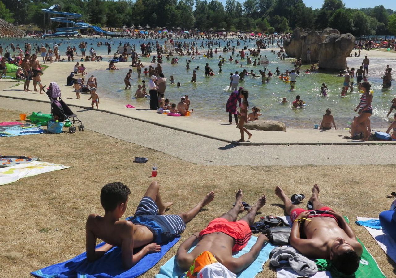 Vers un été record pour l'île de loisirs de Cergy - Le Parisien